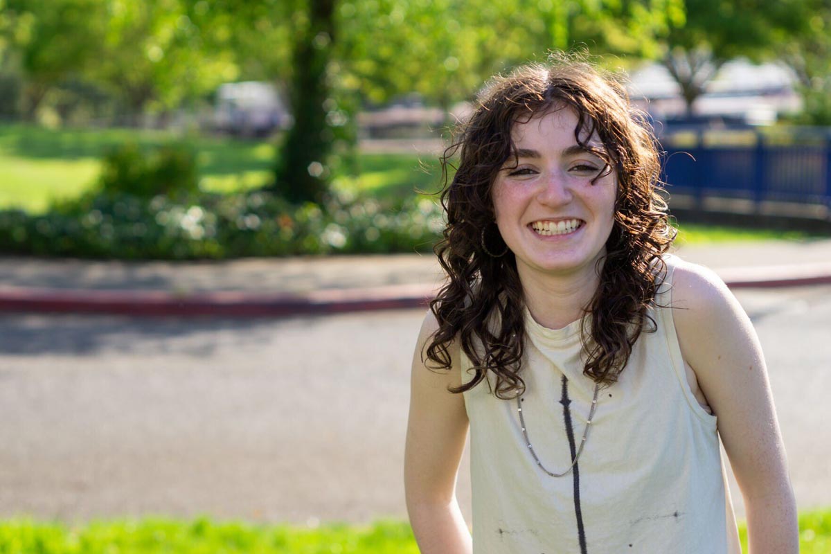 Lake Oswego teen believes robotics brings people together | The Outlook